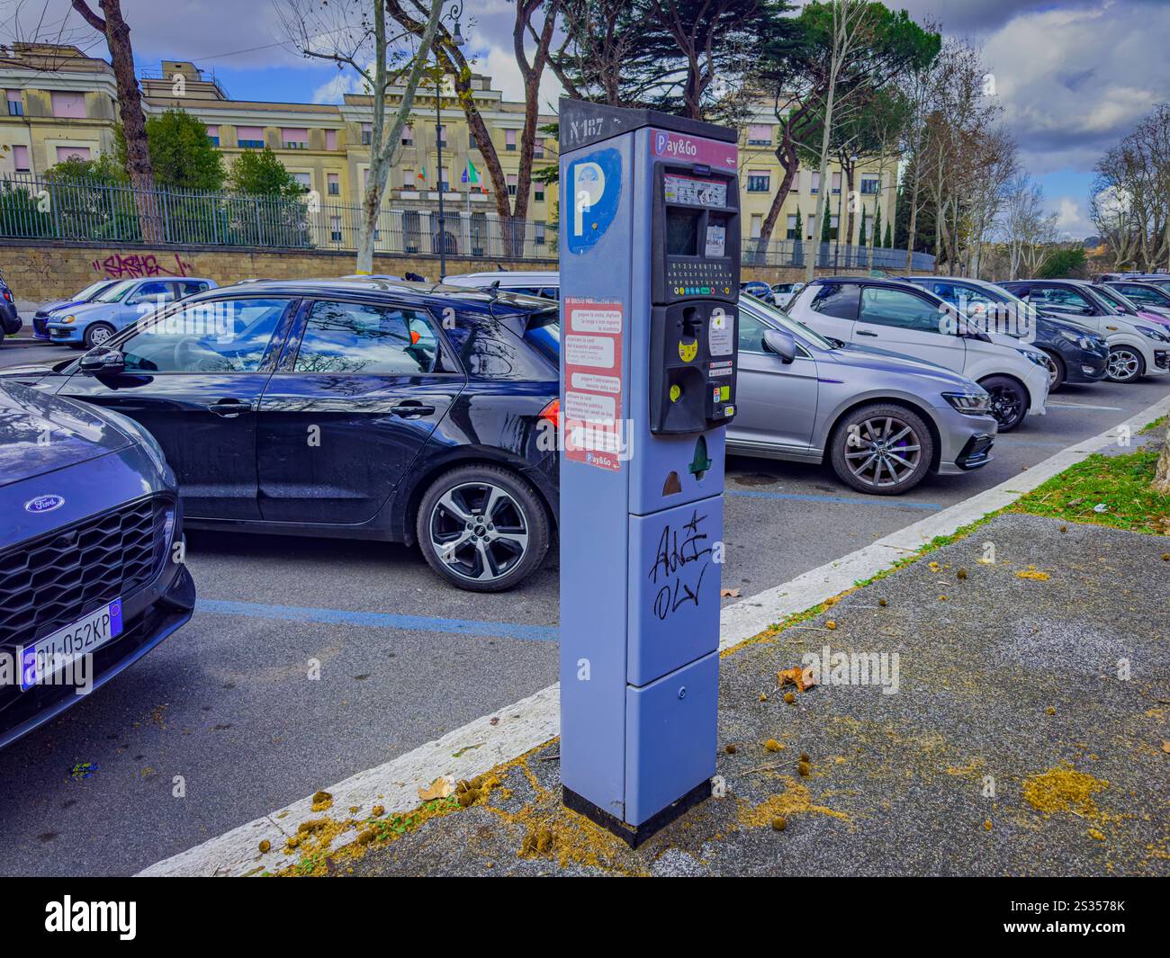 Blaue Parkpltze Italien