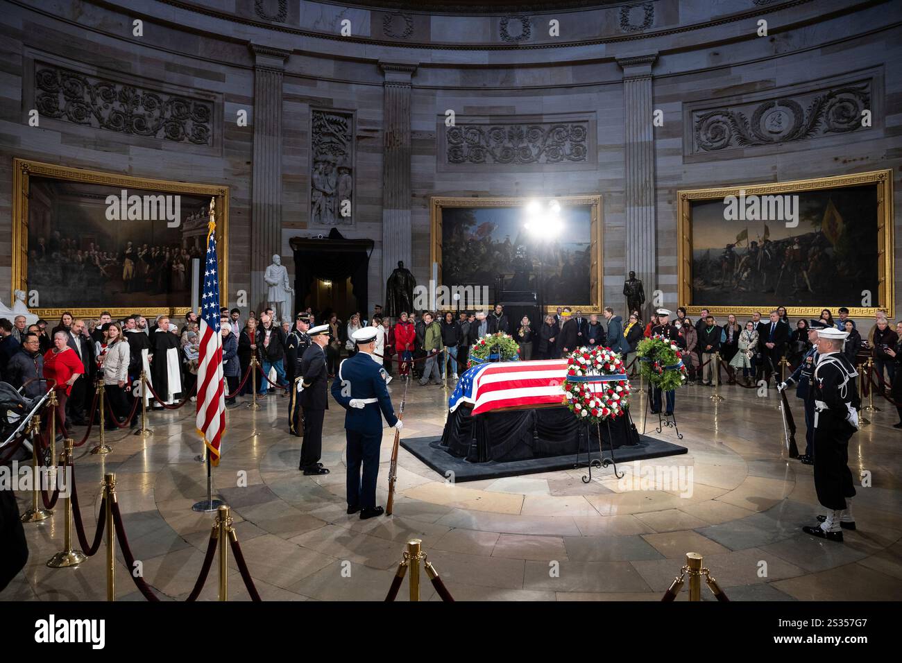 People pay their respects as former President Jimmy Carter lies in ...