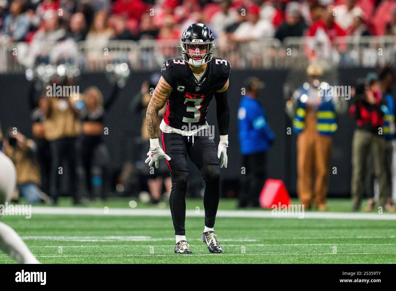 Atlanta Falcons safety Jessie Bates III (3) works during the first half ...