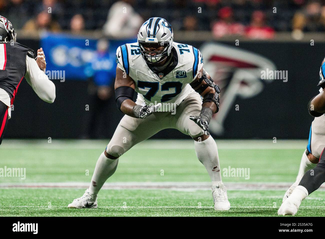 Carolina Panthers offensive tackle Taylor Moton (72) works during ...