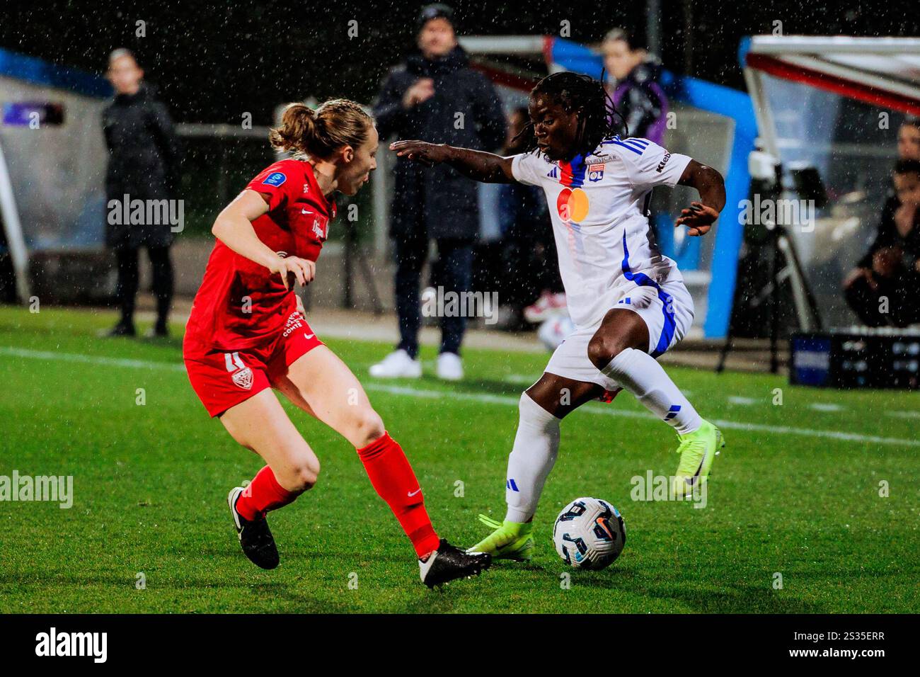 Lyon, France. 08th Jan, 2025. Tabitha Chawinga (22 Olympique Lyonnais ...