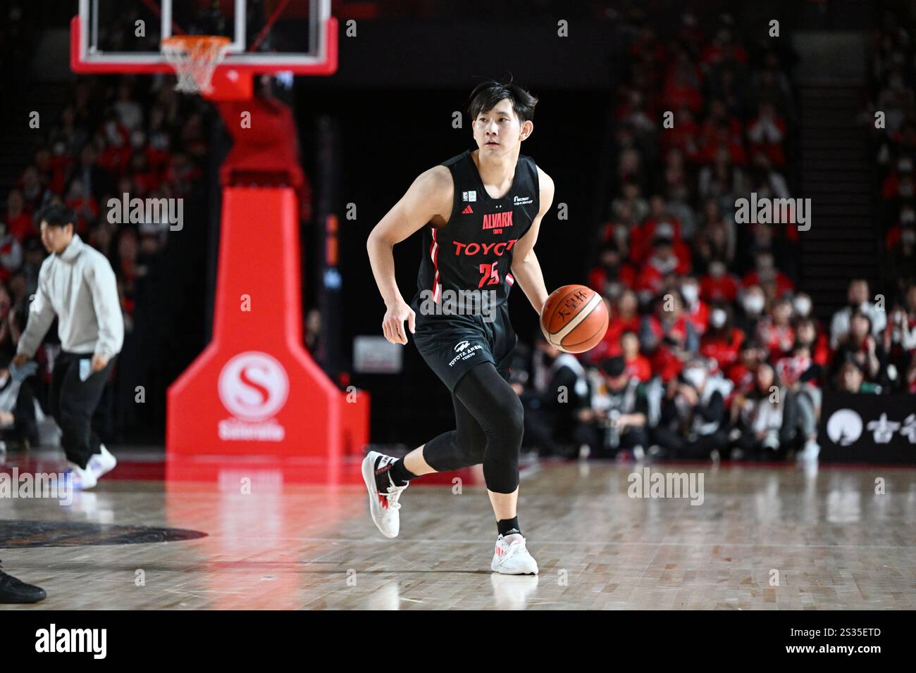 Taiki Osakabe (Alvark), JANUARY 8, 2025 - Basketball : The 100th ...
