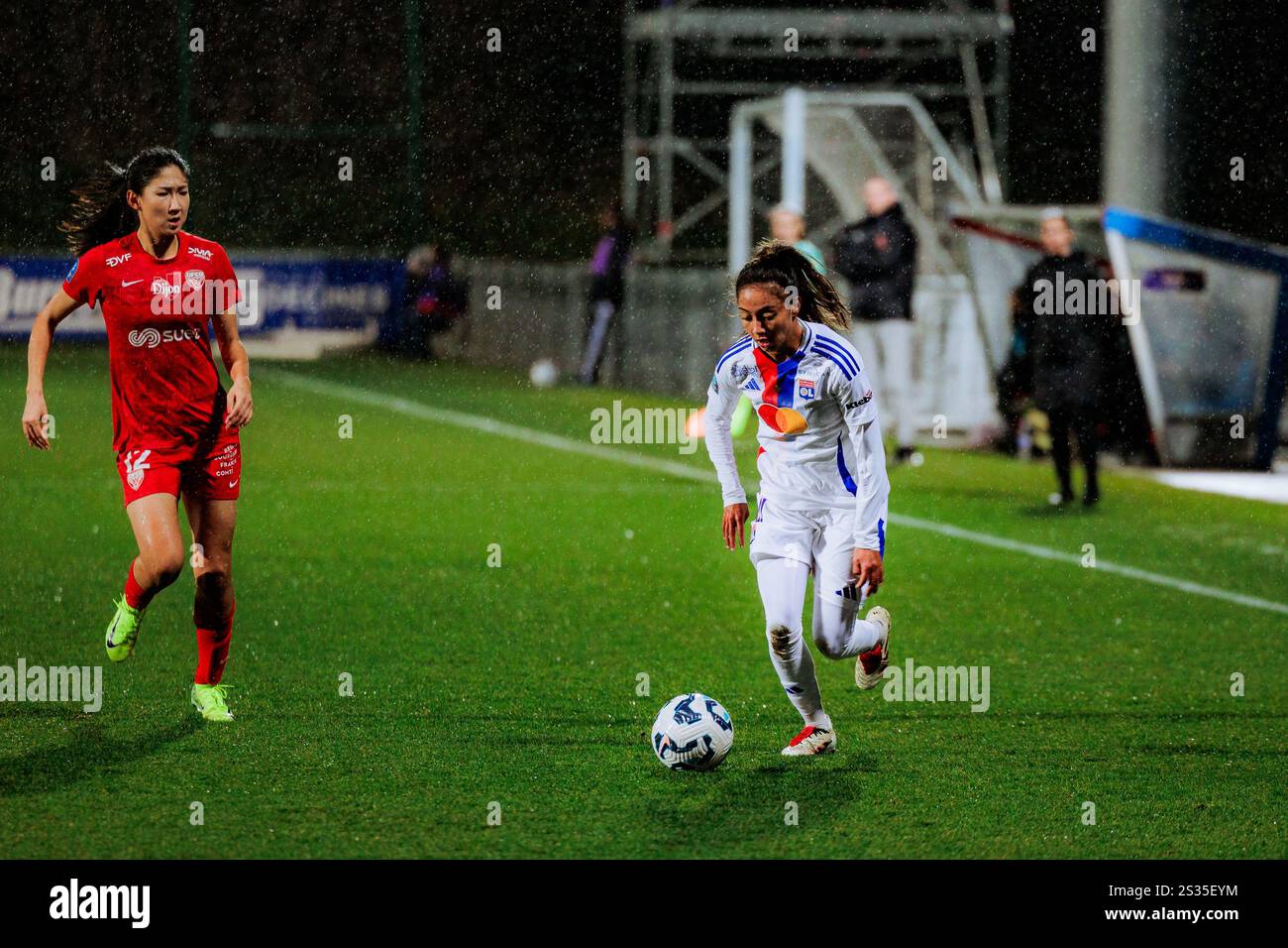 Lyon, France. 08th Jan, 2025. Selma Bacha (4 Olympique Lyonnais) in ...
