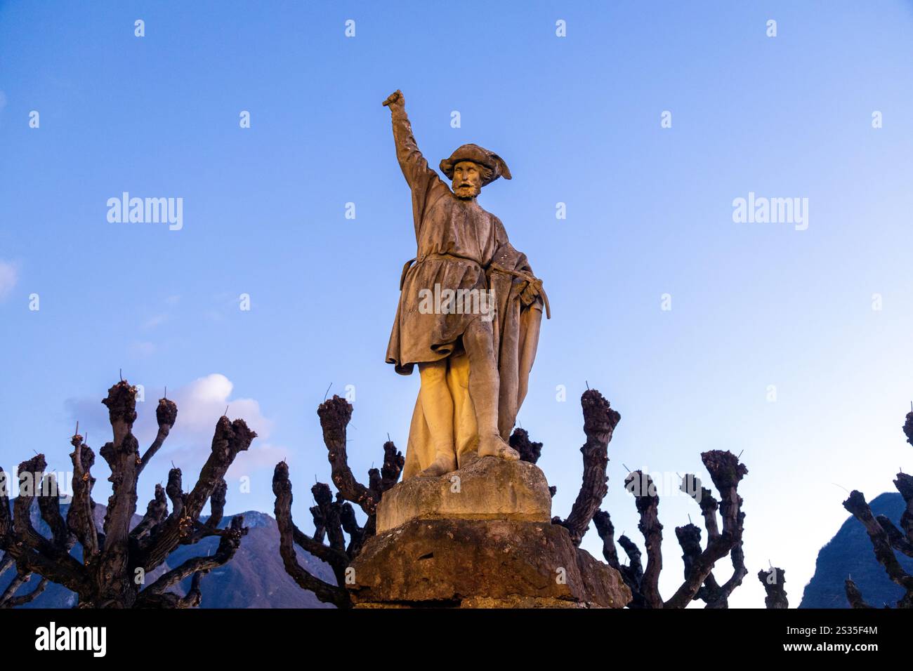 Statue of William Tell in Lugano, Switzerland Stock Photo - Alamy