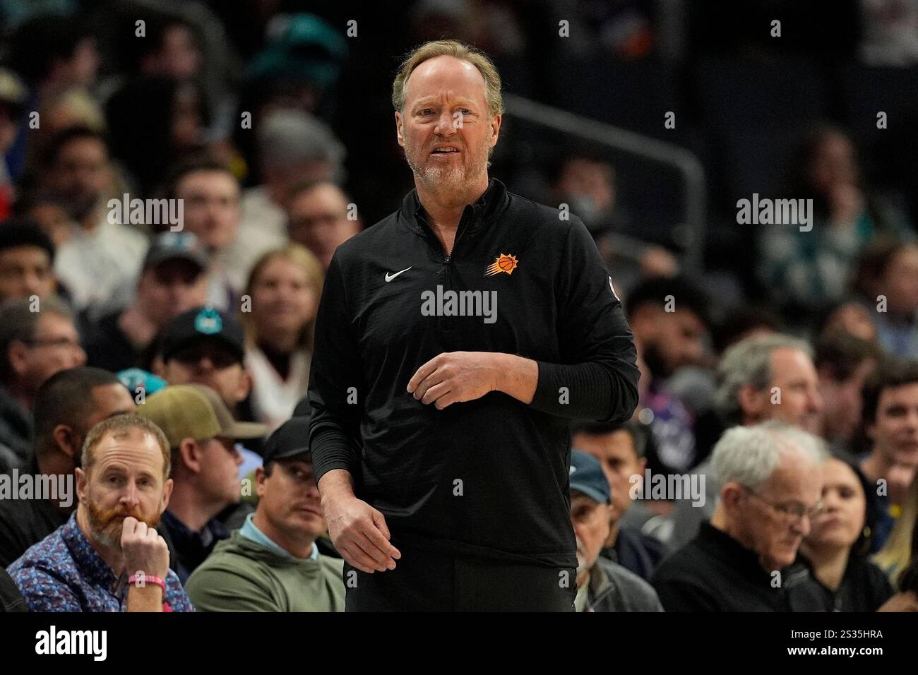 Phoenix Suns head coach Mike Budenholzer during the first half of an ...