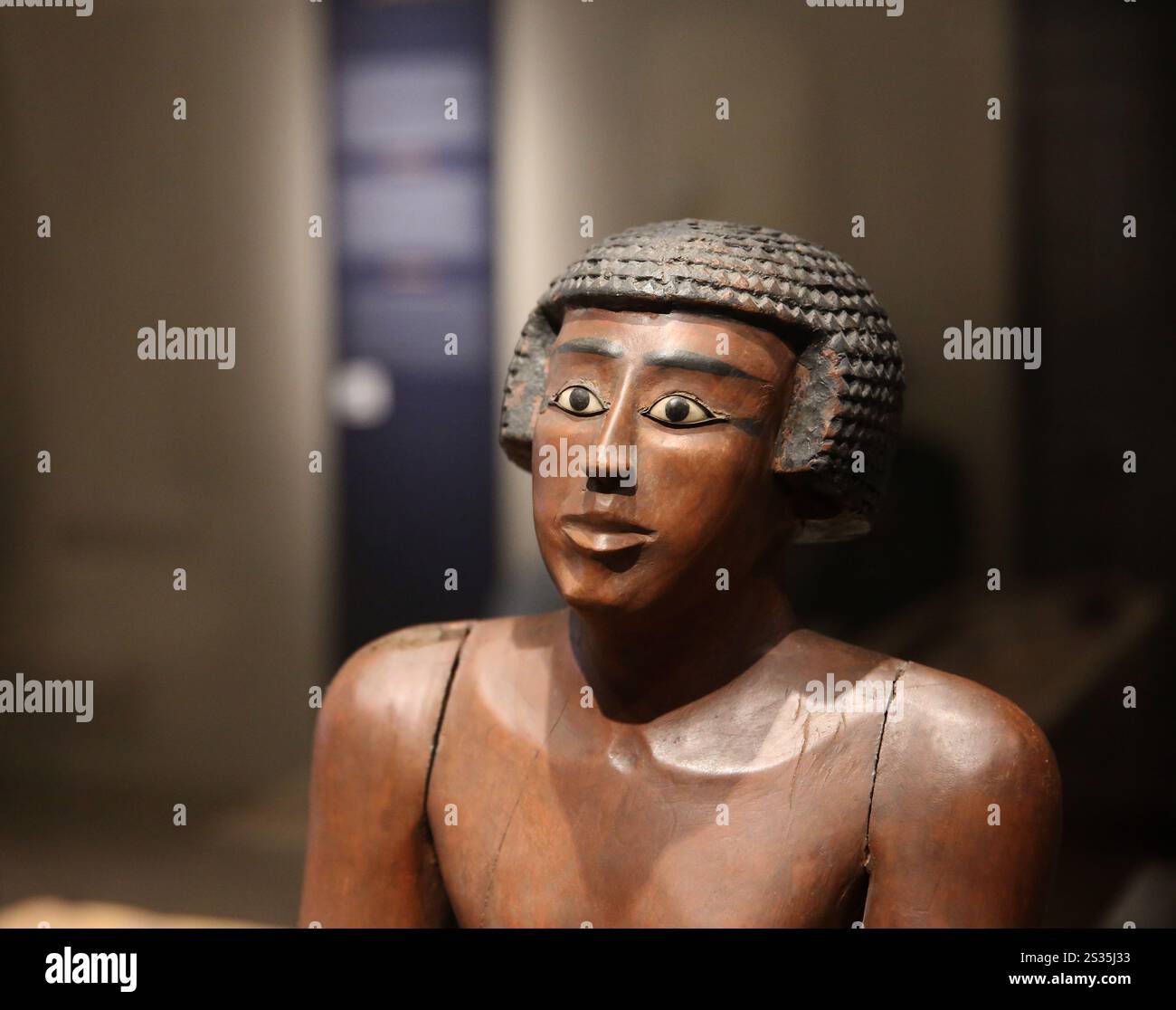 Ancient Egyptian wooden statue of Shemes. 1st Intermediate Period ...