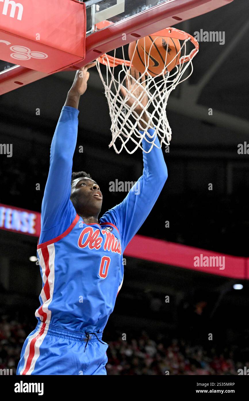 Mississippi forward Malik Dia (0) scores on a fast break against ...