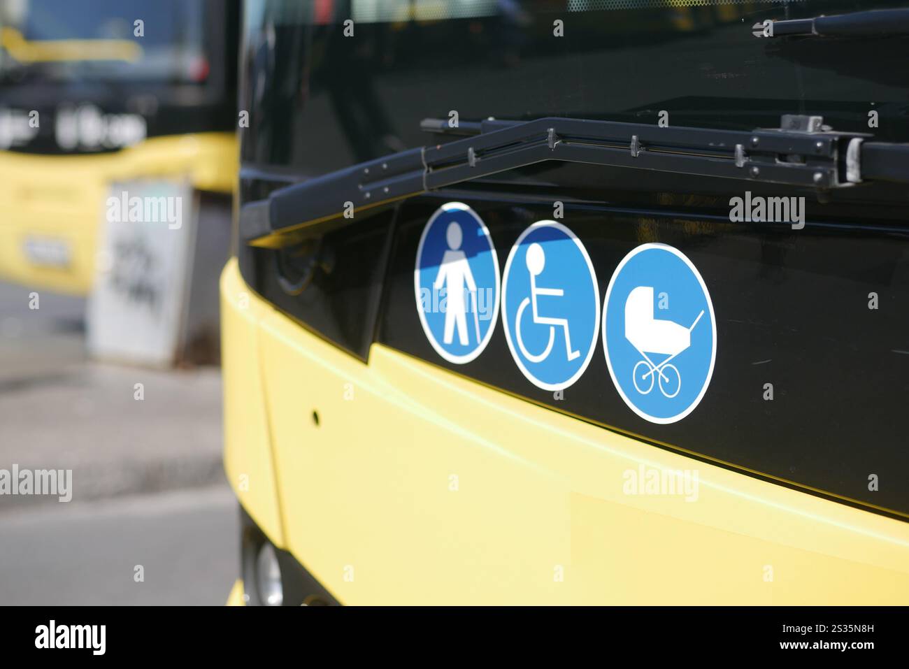 Enhancing accessibility with yellow checkerboard symbols for public ...