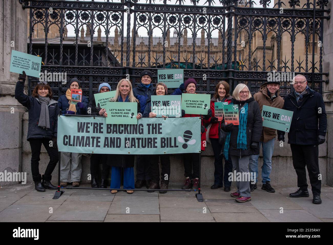 Dr roz savage hi-res stock photography and images - Alamy