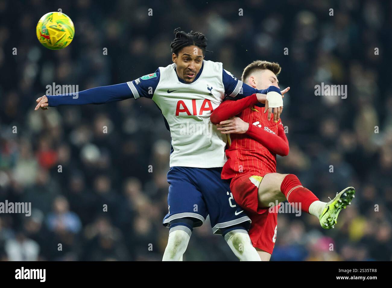 Tottenham Hotspur Stadium, London, UK. 8th Jan, 2025. Carabao Cup Semi ...
