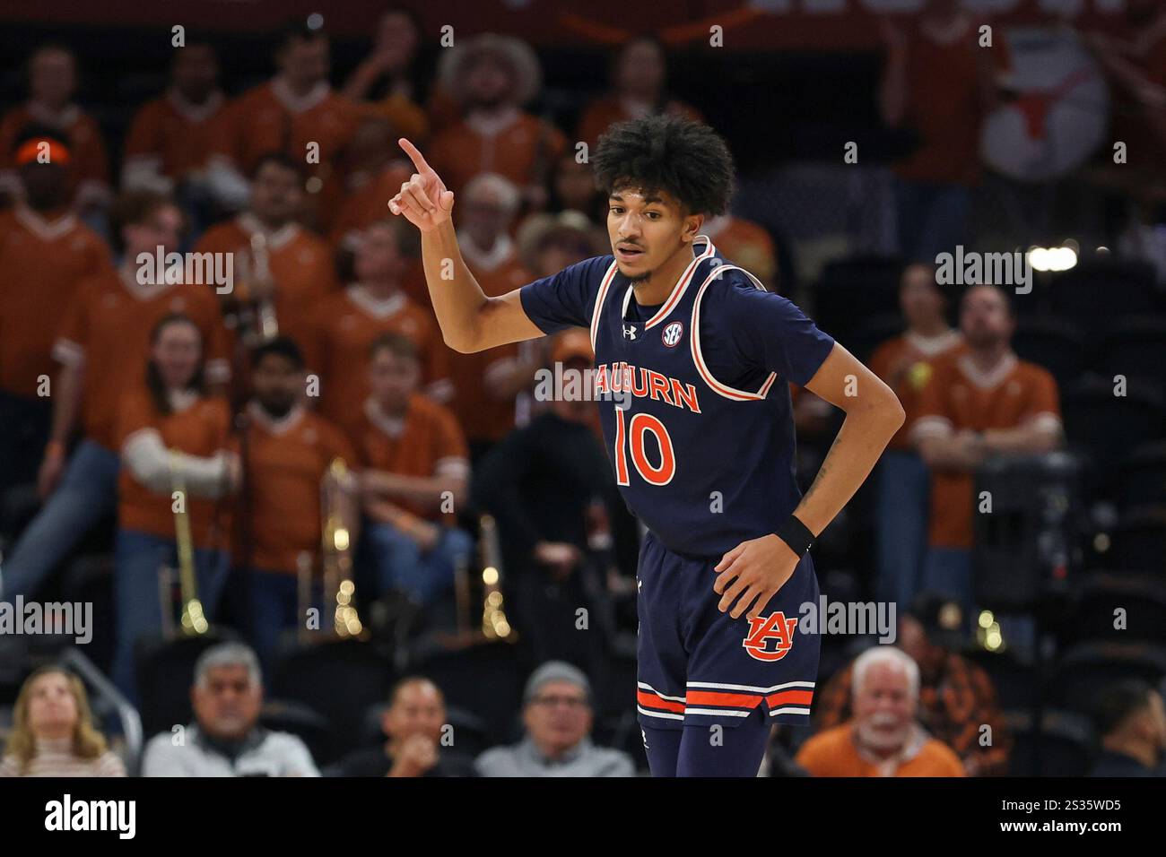 AUSTIN, TX - JANUARY 07: Auburn Tigers guard Chad Baker-Mazara (10 ...