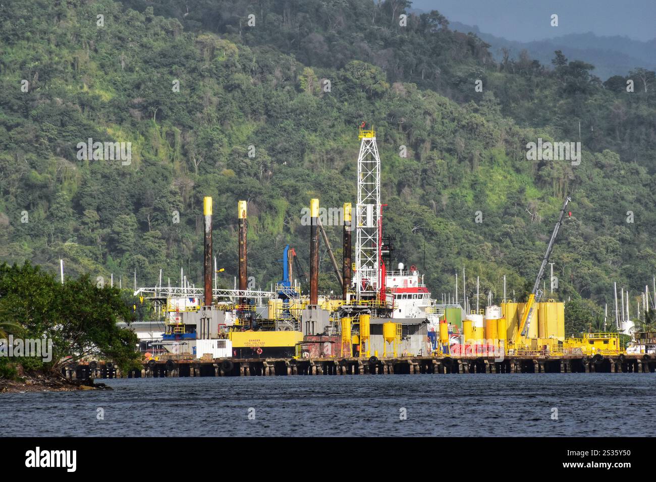Natural gas tank trinidad and tobago hi-res stock photography and ...