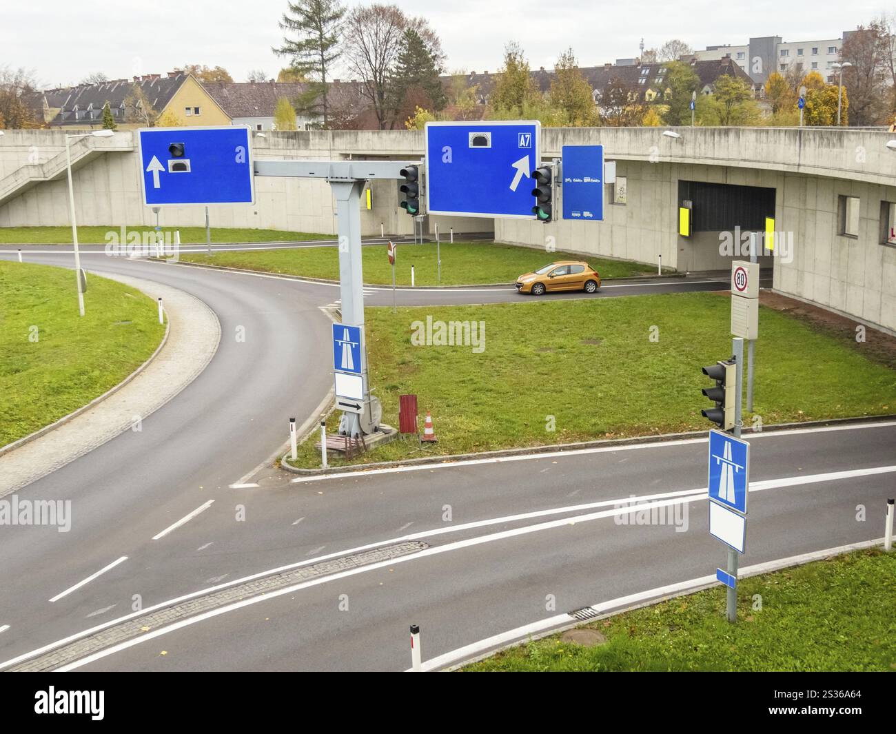 No one on expressways hi-res stock photography and images - Alamy