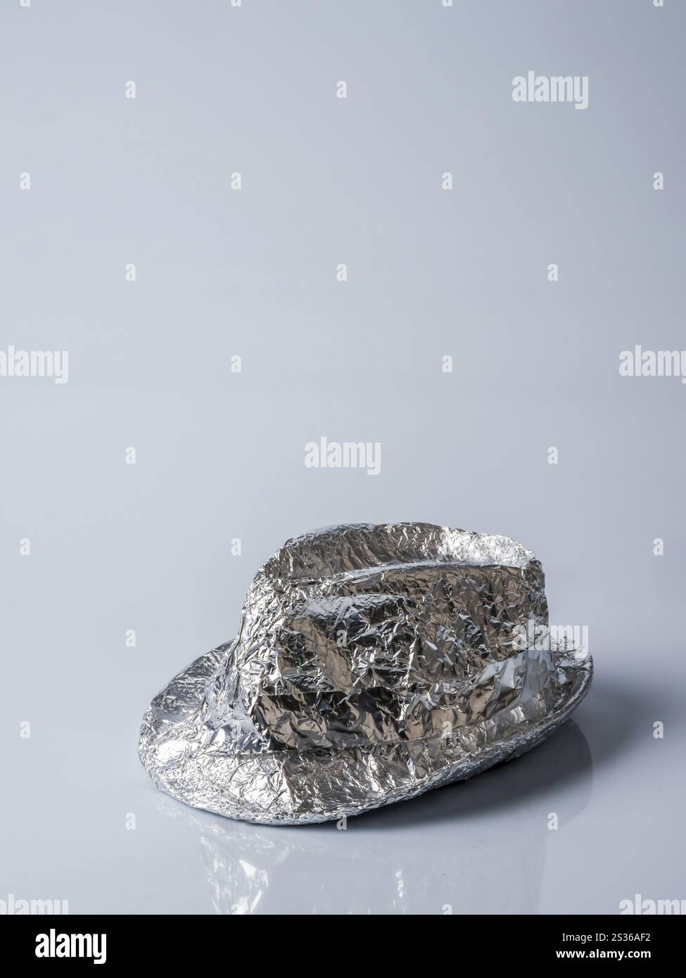 Symbol photo aluminium hat Stock Photo - Alamy