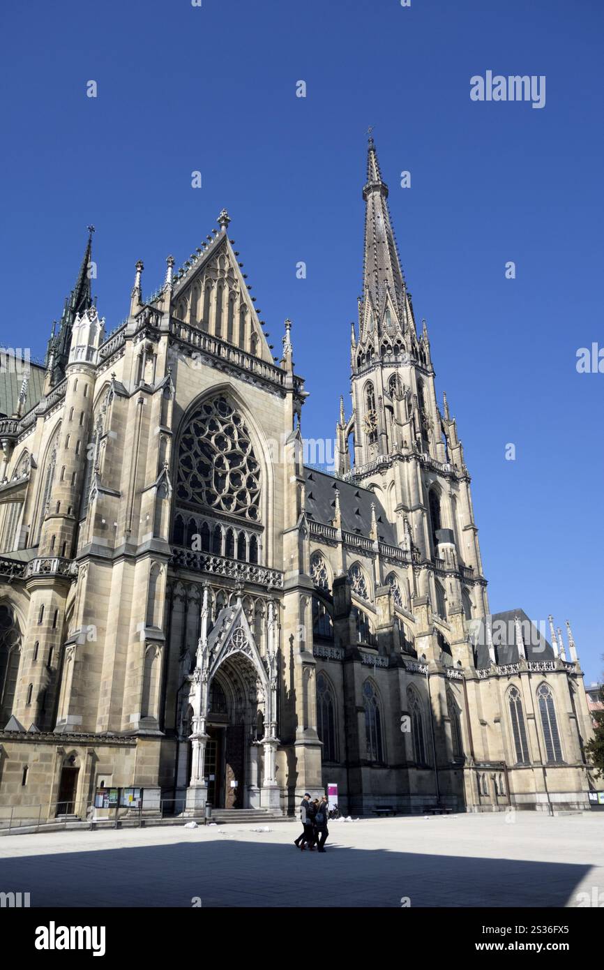 The new cathedral, also known as St Mary's Cathedral, in Linz, Upper Austria. Austria Stock ...