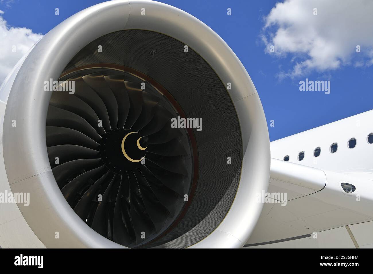 Lufthansa Airbus A350-900, Allegris, close-up, engine, fan rotor, cabin ...