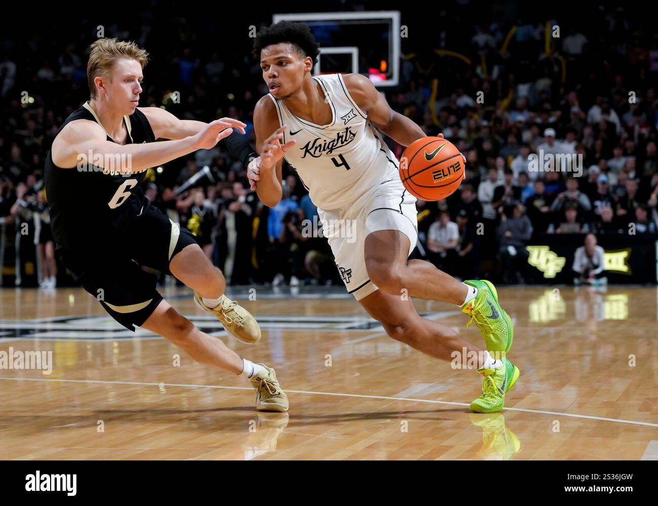 ORLANDO, FL - JANUARY 08: UCF Knights guard Keyshawn Hall (4) and ...