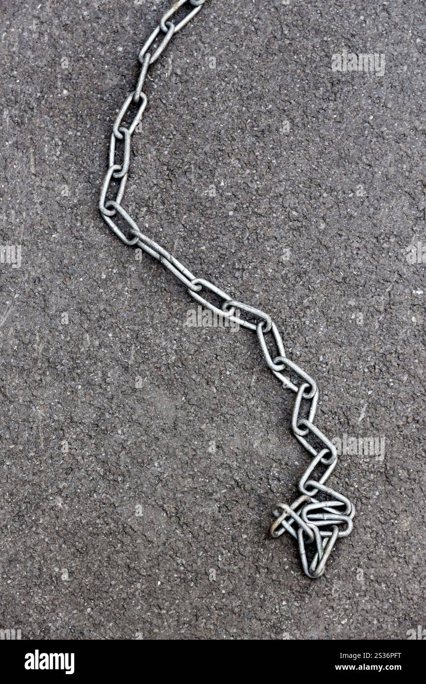 Steel link chain, symbol of strength, teamwork, synergy Austria Stock ...