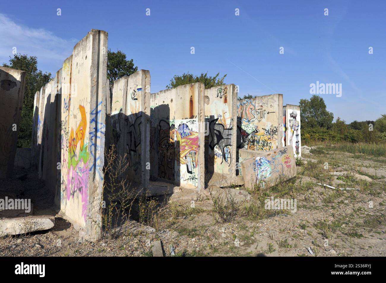 Berlin Wall remains in Teltow, The wall remains Stock Photo - Alamy