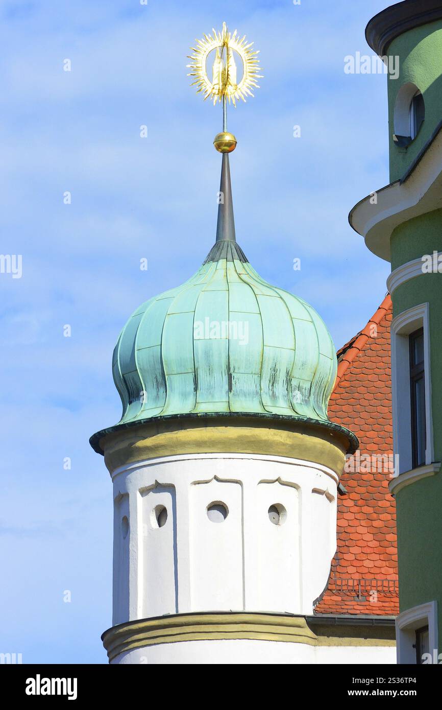 Historic tower in Regensburg, Bavaria, with gold spire Stock Photo - Alamy