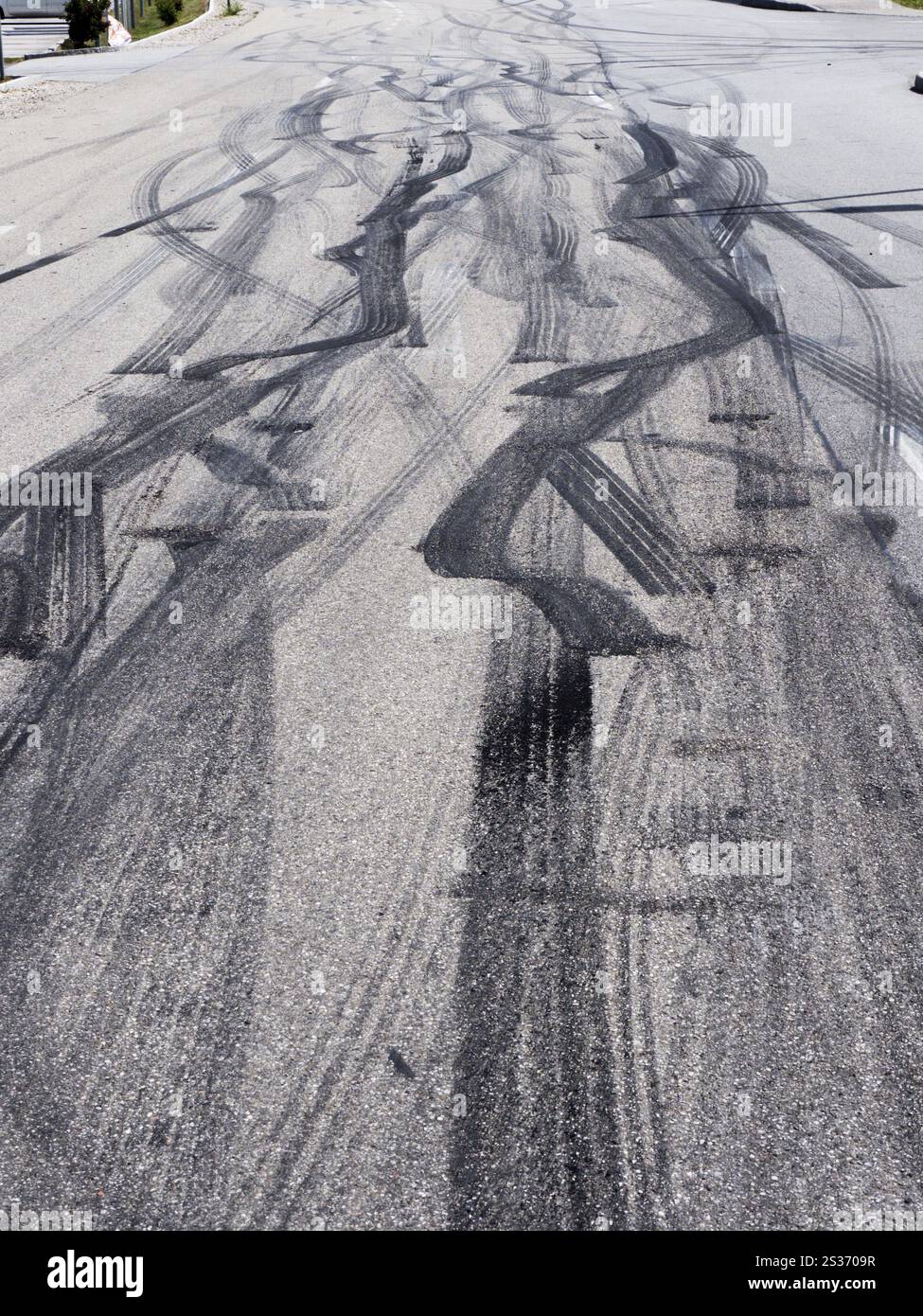 Rubber abrasion from car tyres on a road Stock Photo - Alamy