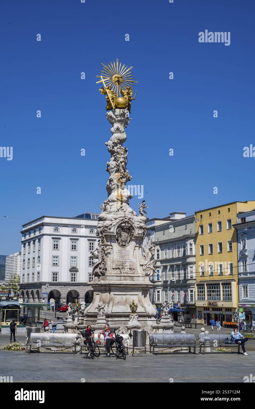 The main square of Austria in Linz with the Holy Trinity Column (photo ...