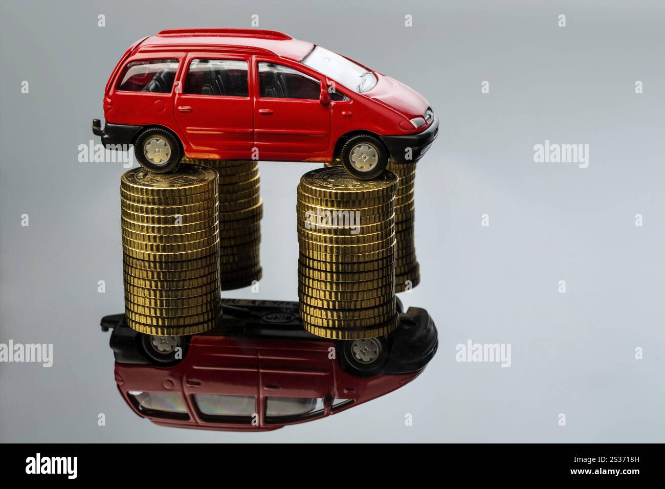 Rising car costs due to workshop costs. Austria Stock Photo - Alamy