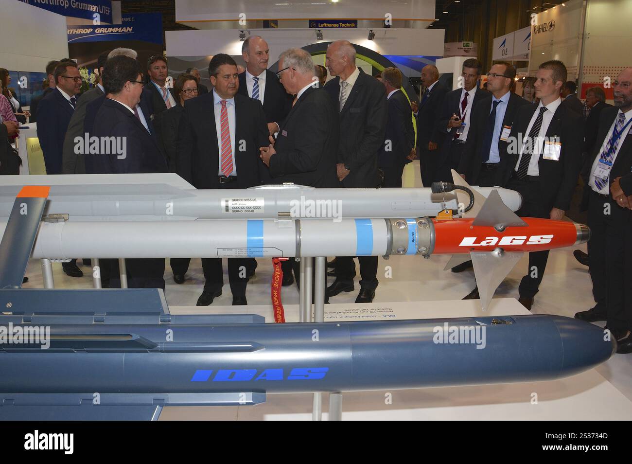 Federal Minister of Economics Sigmar Gabriel on an industrial tour of ...