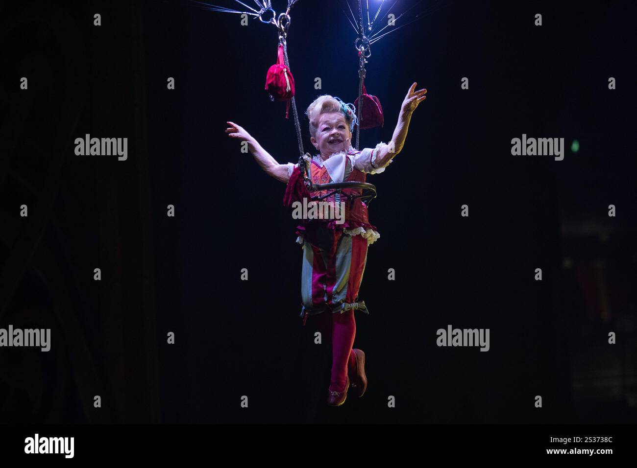 London, UK. 08 Jan, 2025. Pictured: The Clowness (Valentyna Paylevanyan ...