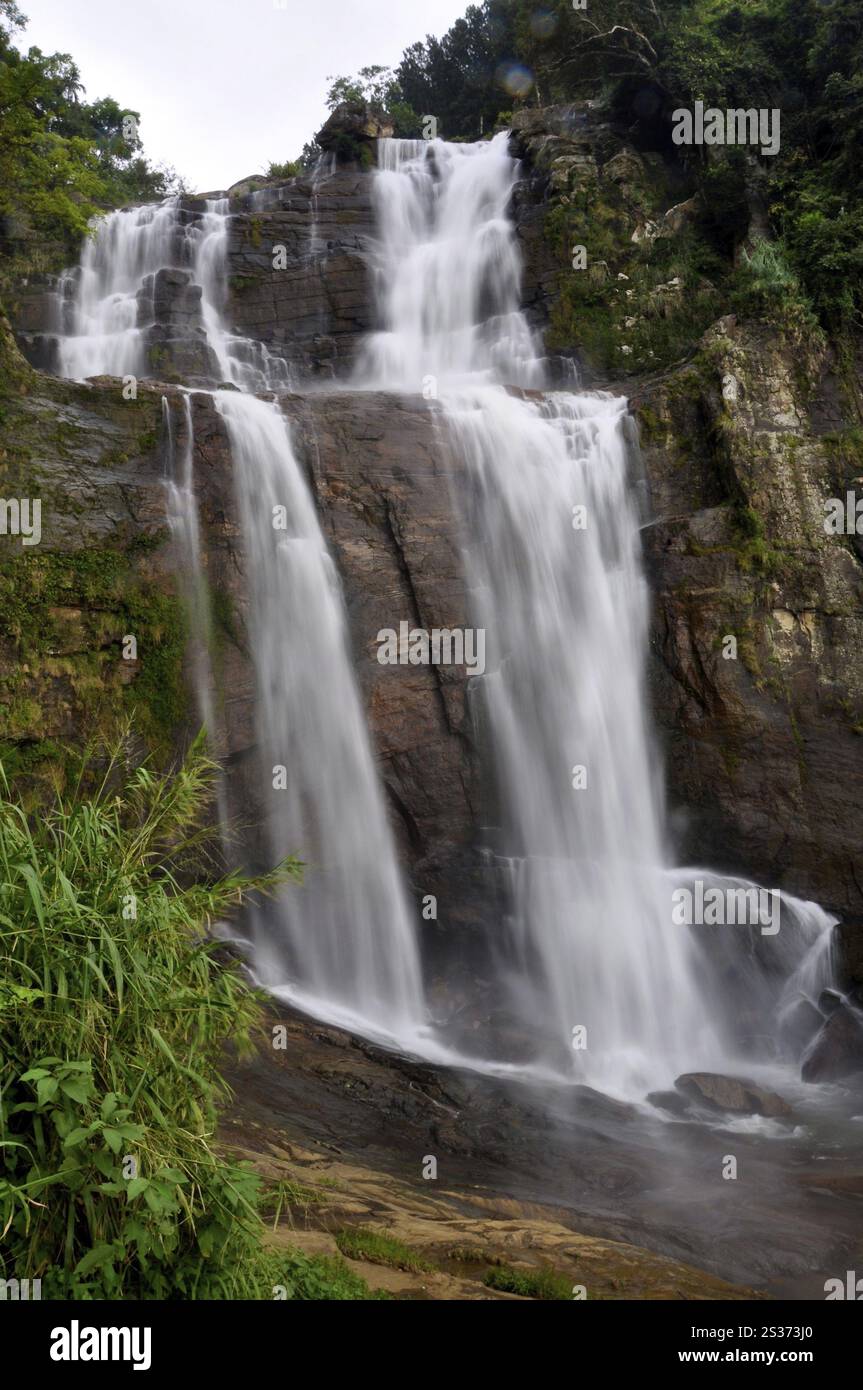 Ramboda falls sri lanka hi-res stock photography and images - Alamy