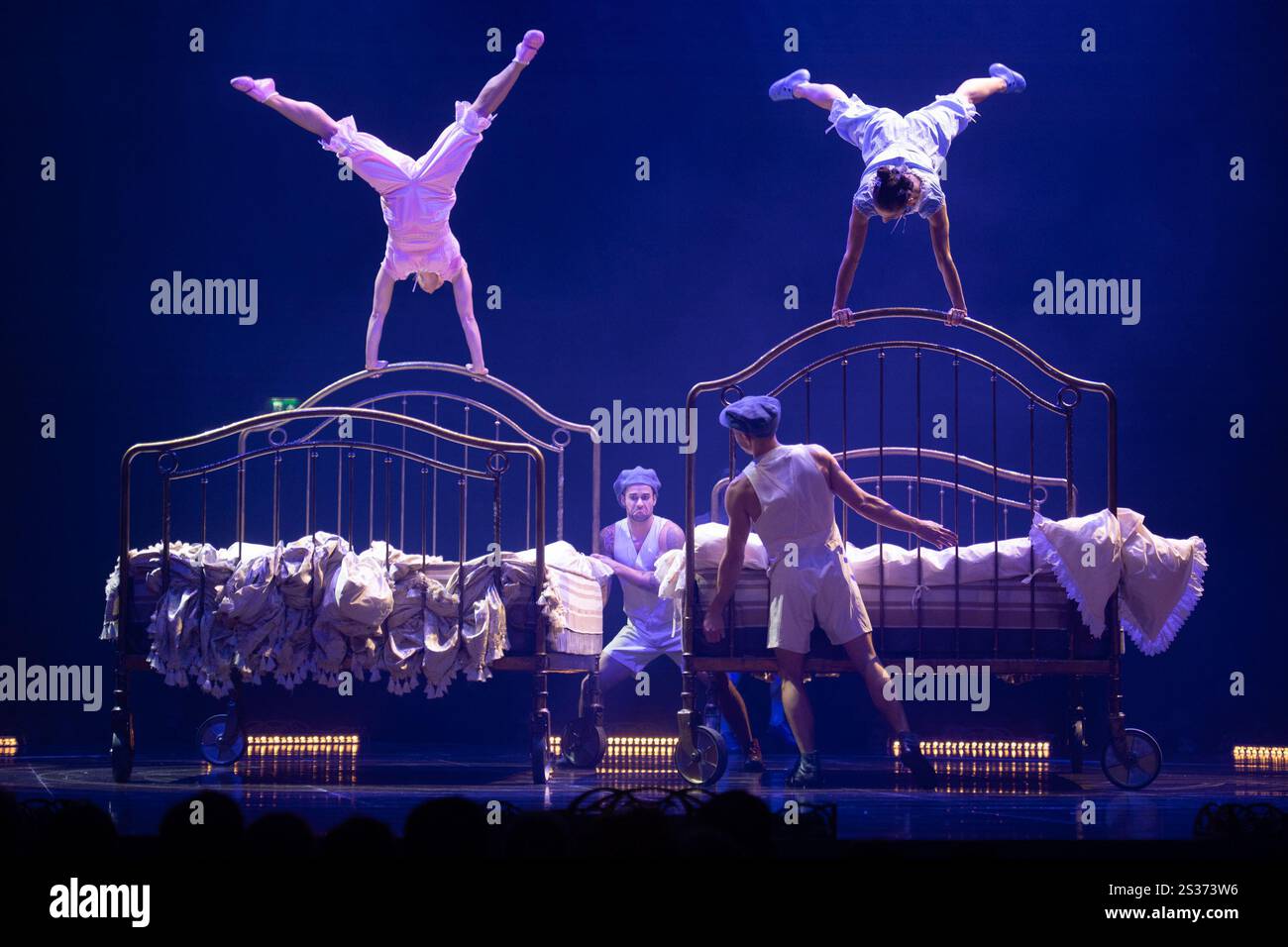 London, UK. 08 Jan, 2025. Pictured: Acrobats Manae Hirosawa, Svetlana ...