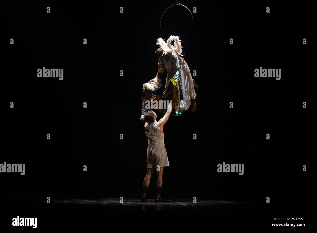 London, UK. 08 Jan, 2025. Pictured: Mauro The Dreamer Clown (Stephane ...