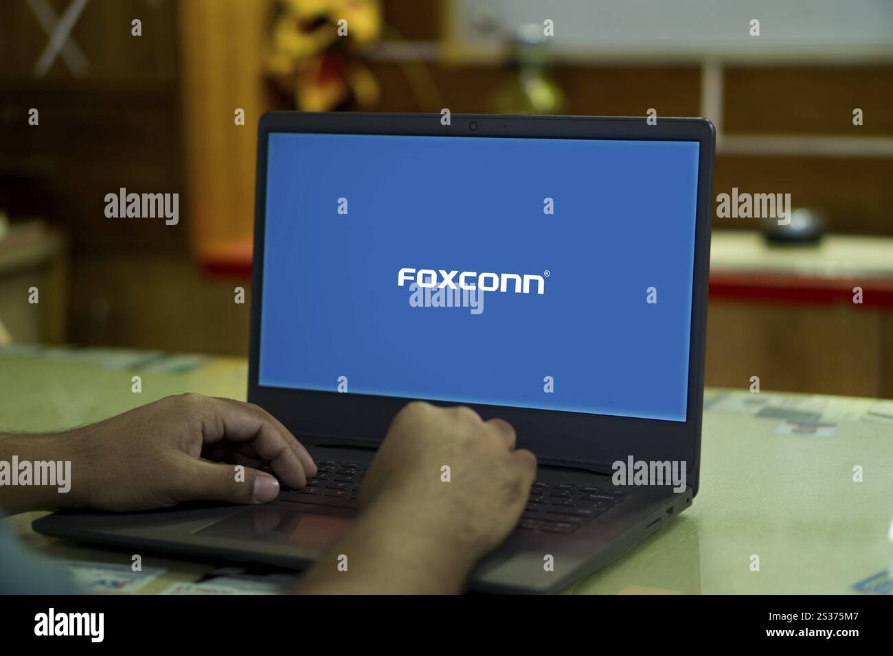 Foxconn company on stock market. Foxconn financial success and profit ...