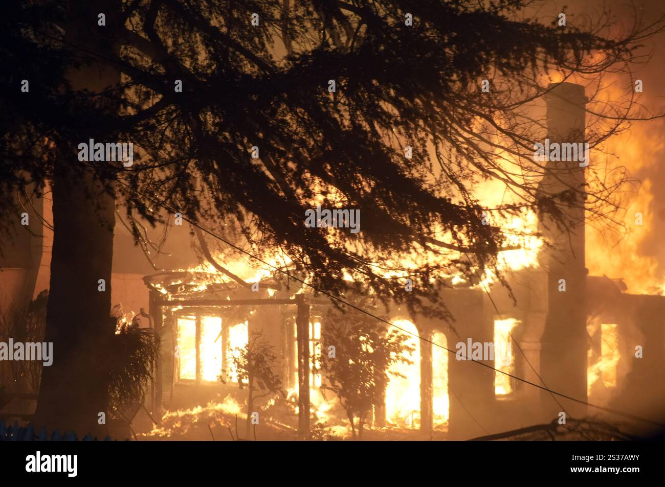 Altadena, United States. 08th Jan, 2025. A burned residence during the ...