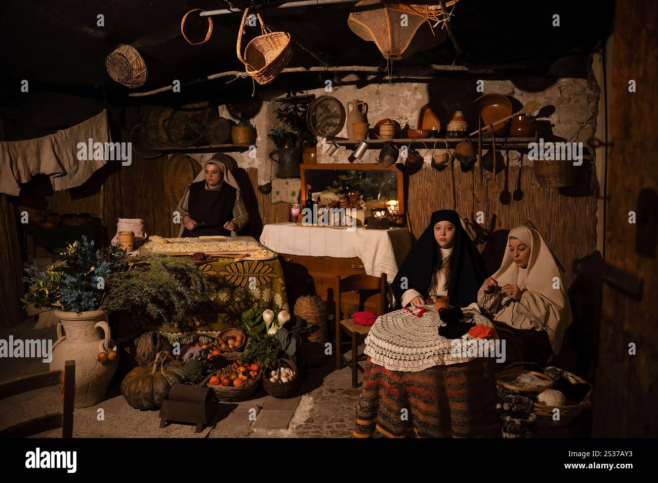 Morcone, Italy. 04th Jan, 2025. A typical Bethlehem family on the night ...