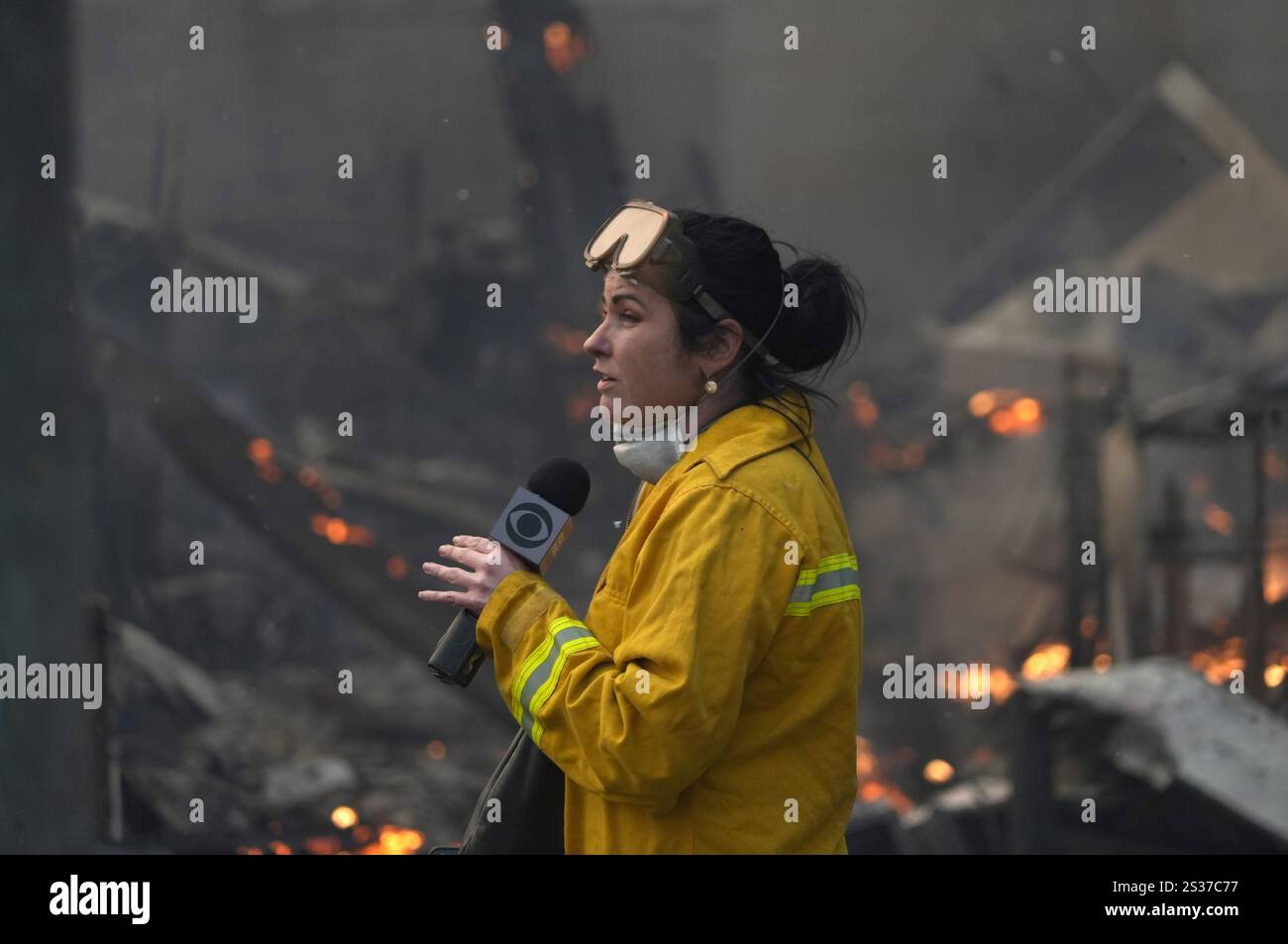 Altadena, United States. 08th Jan, 2025. KCAL News female television ...