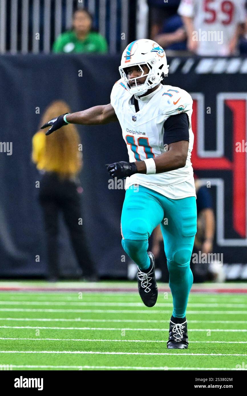 Miami Dolphins linebacker Tyrel Dodson (11) defends against the Houston ...