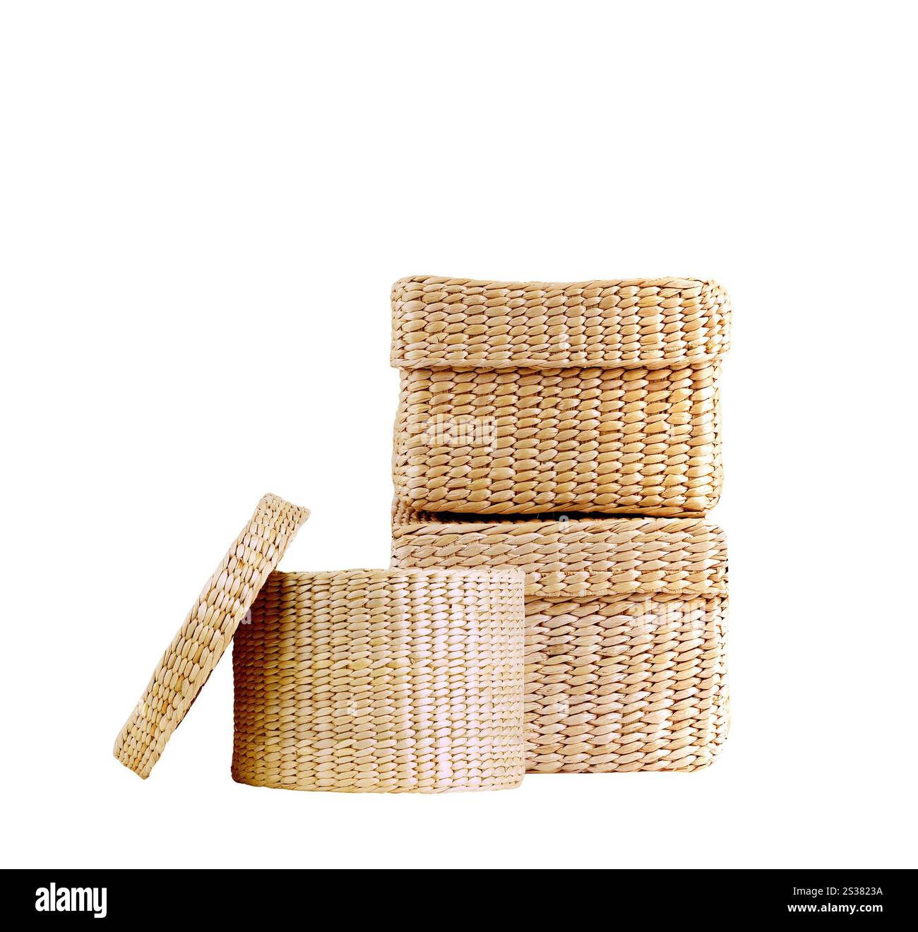 round woven straw basket isolated on white background. isolated round ...