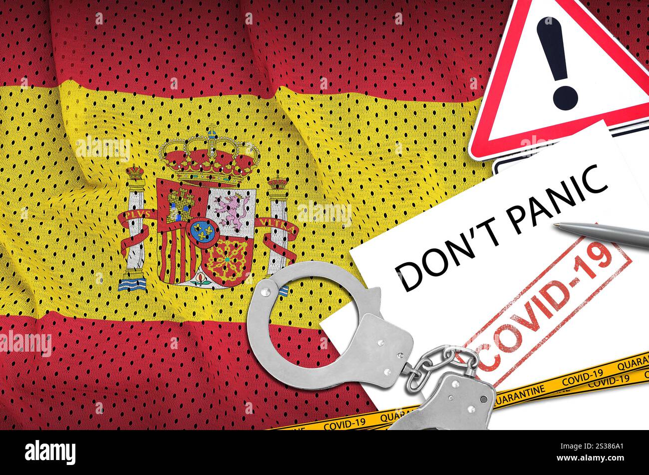 Spain police hi-res stock photography and images - Alamy