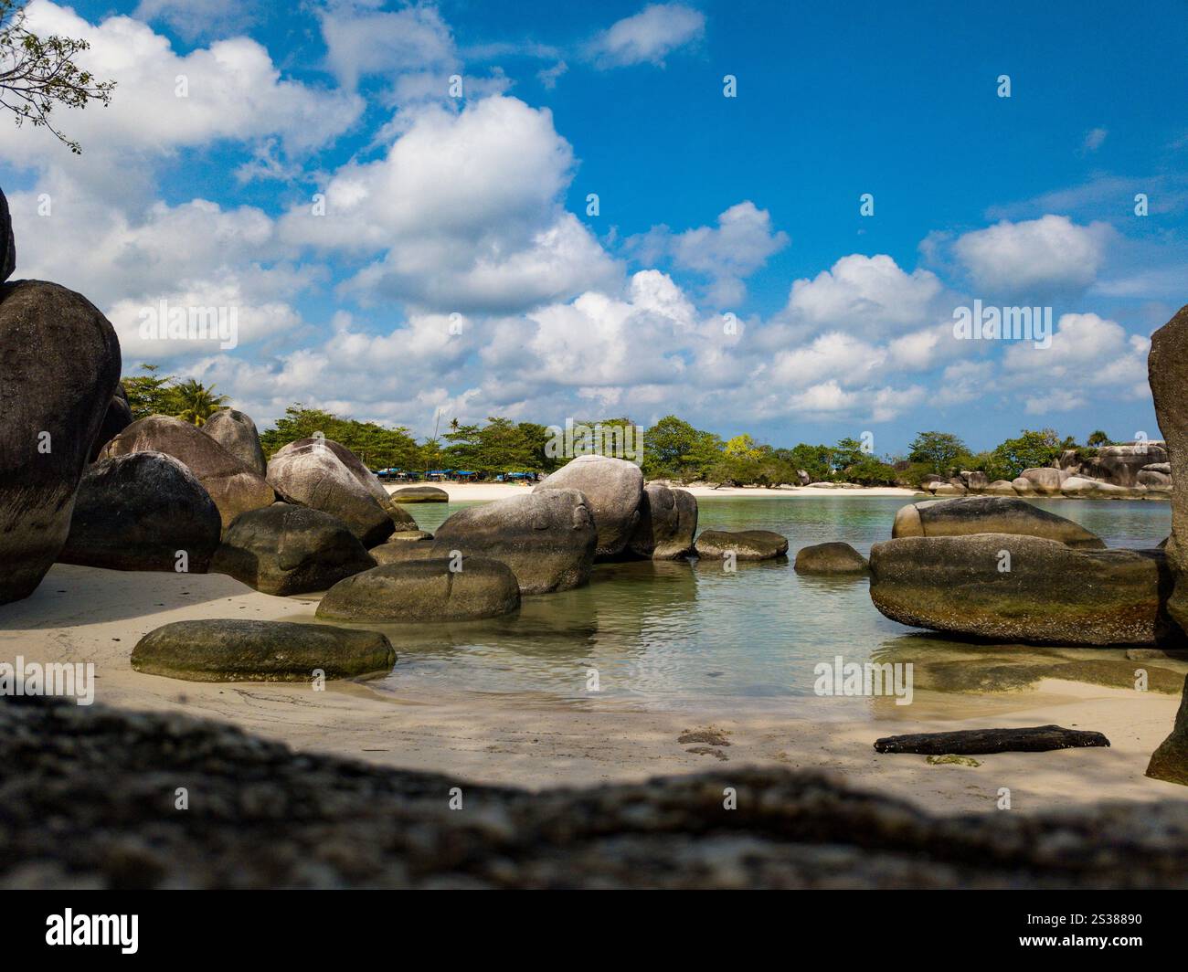 Beautiful seascape big rocks hi-res stock photography and images - Alamy