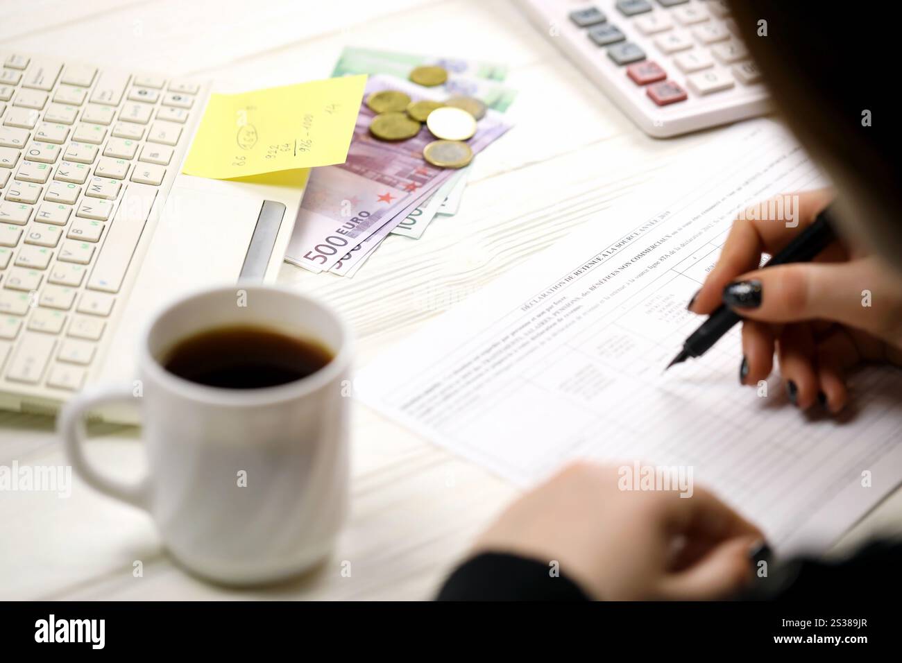 Accountant fill french tax form 2041E Withholding tax declaration in ...