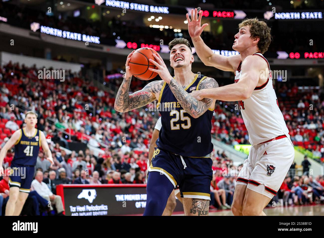 Raleigh, North Carolina, USA. 8th Jan, 2025. Notre Dame Fighting Irish ...