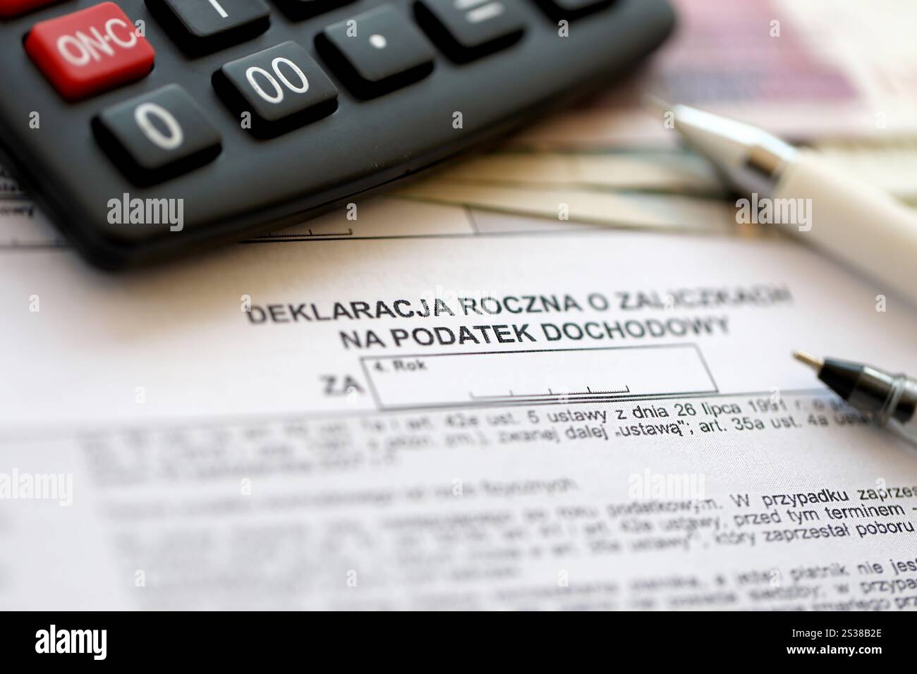 Annual declaration of income tax advances, PIT-4R form on accountant ...