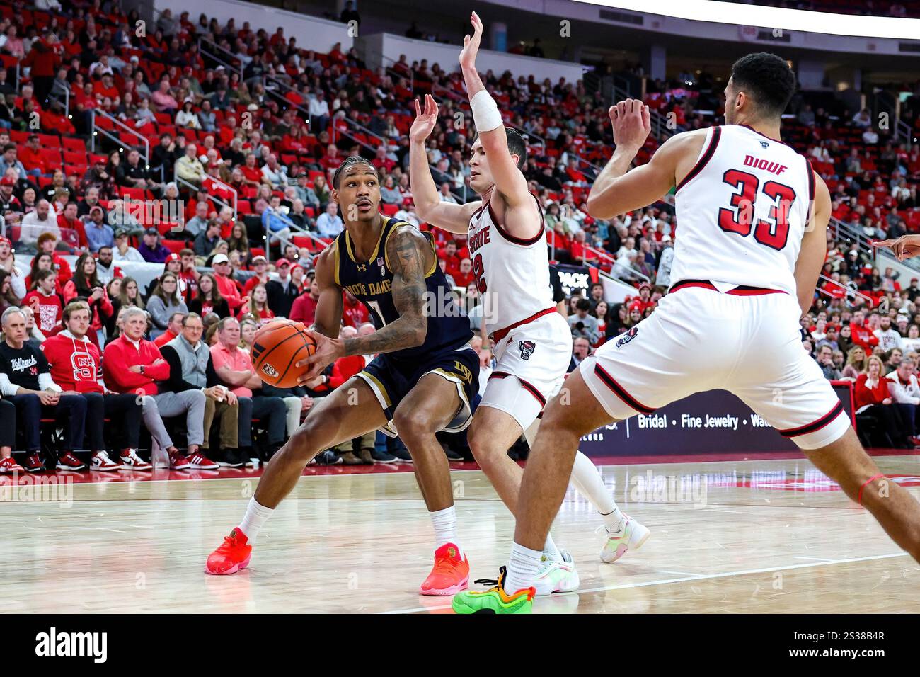 Raleigh, North Carolina, USA. 8th Jan, 2025. Notre Dame Fighting Irish ...