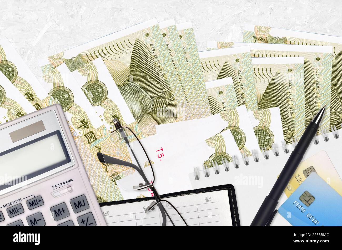Tax invoice chinese hi-res stock photography and images - Alamy