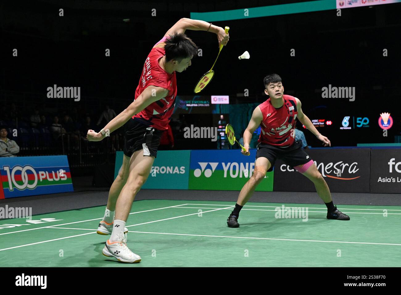 Kuala Lumpur, Malaysia. 9th Jan, 2025. Chiu Hsiang Chieh (L)/Wang Chi-Lin of Chinese Taipei ...