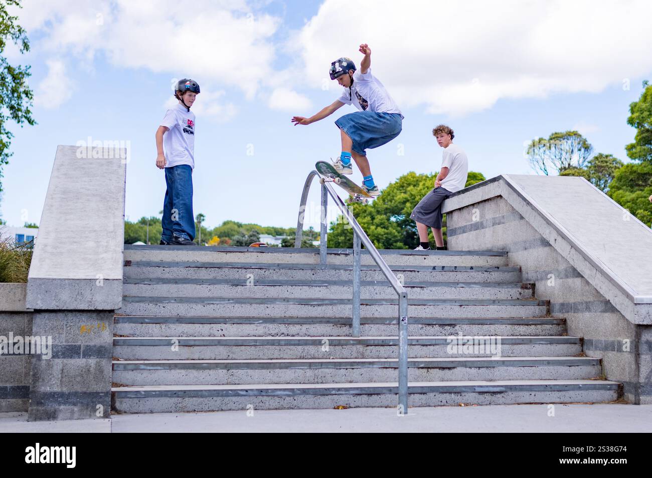 Trick scooters hi-res stock photography and images - Alamy