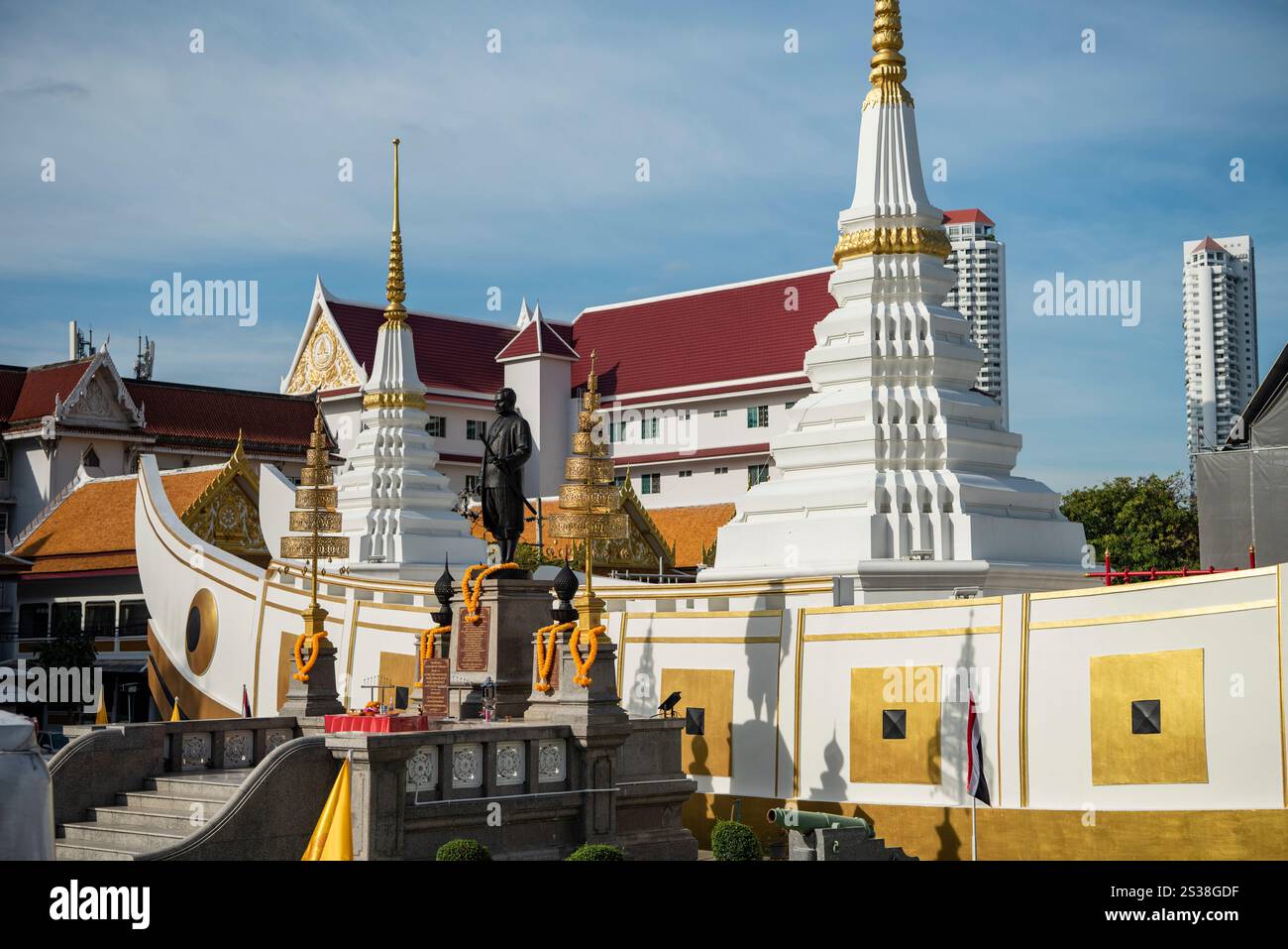 the Statue of King Rama III at Wat Yan Nawa in Sathon in the city of ...