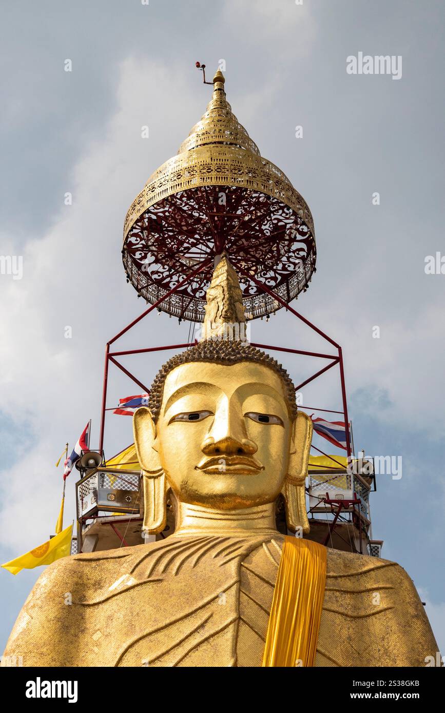 the Big Golden Buddha of Wat Intharawihan in Thewet in the city of ...