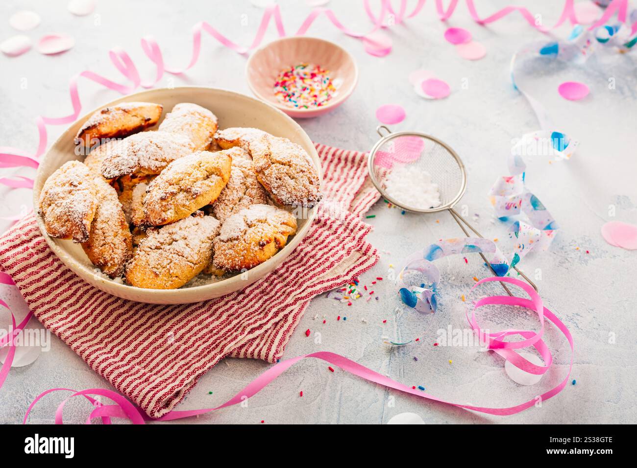 Traditional sweet crisp pastry with cream cheese, deep-fried, with ...